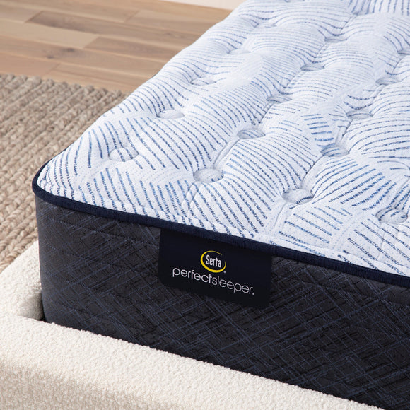Serta Perfect Sleeper Blue Lagoon Nights Medium Tight Top 13.5" Mattre ...